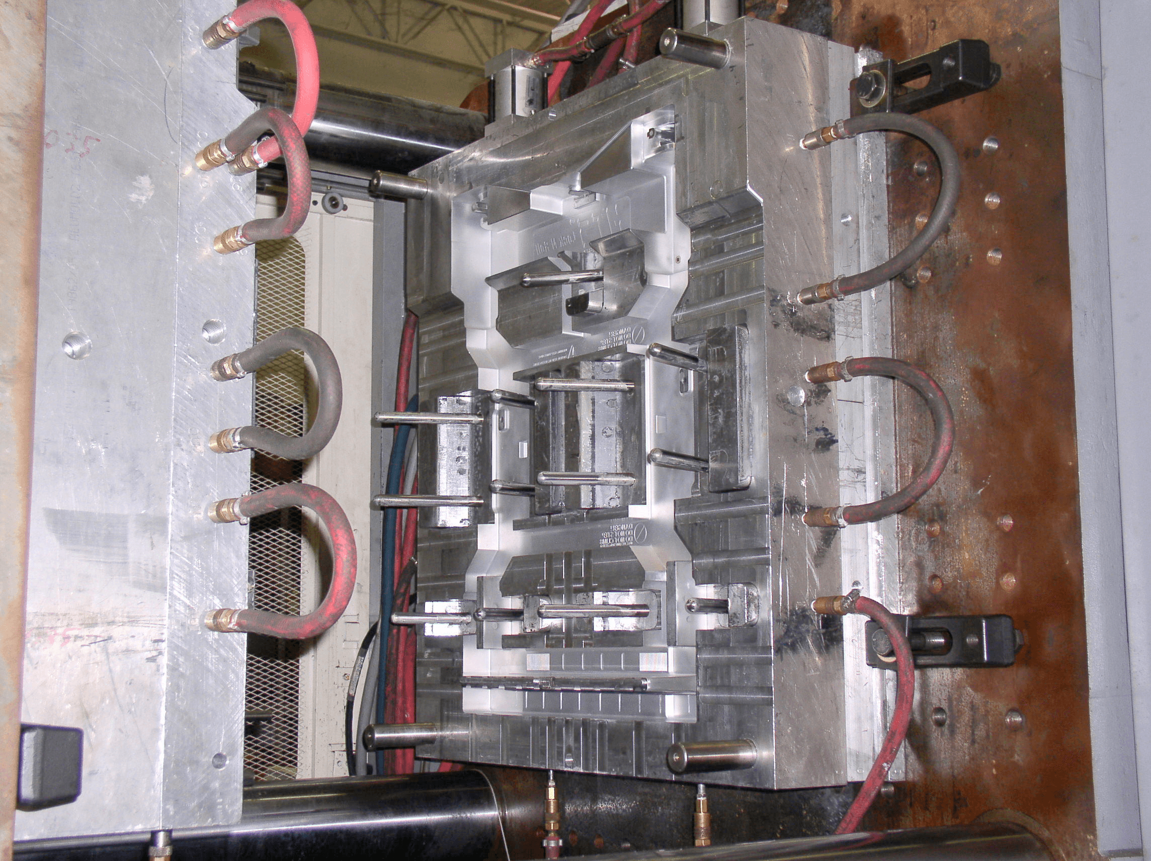 Composite and Fiberglass Molding Services Selection Guide: Types ...