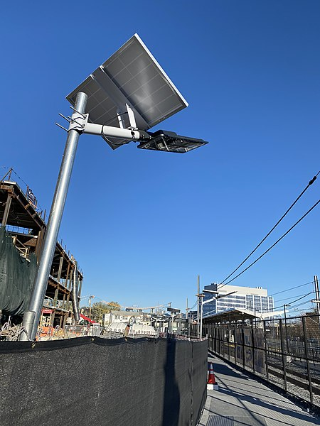 Solar Lighting Selection Guide: Types, Features, Applications | GlobalSpec