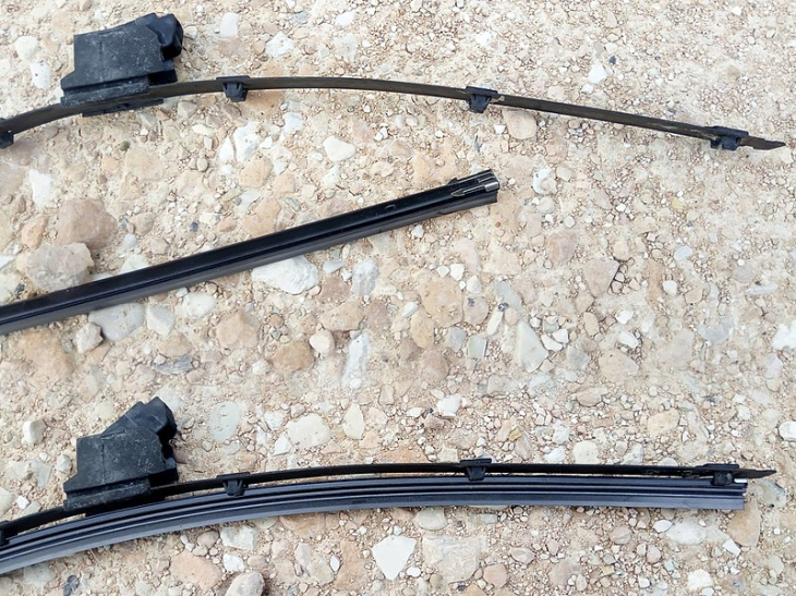 Windshield Wipers Selection Guide: Types, Features, Applications ...